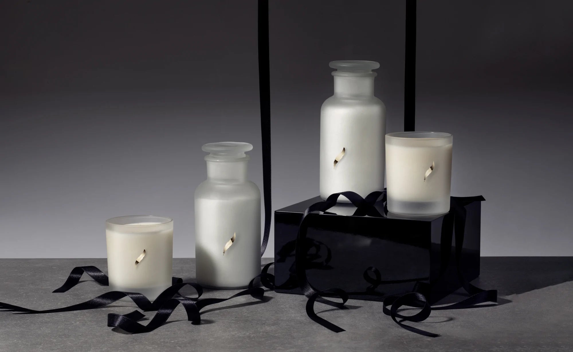 Why an Aromatherapy Candle is a Great Wellbeing Gift for Her – Novenary